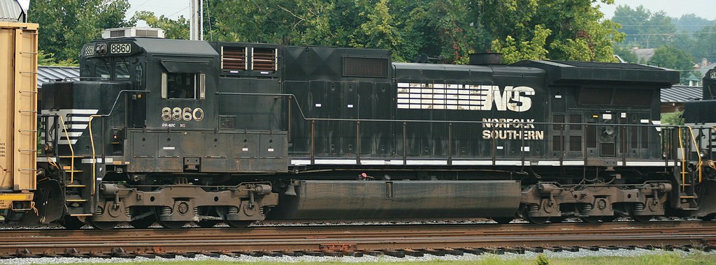 NS 8860